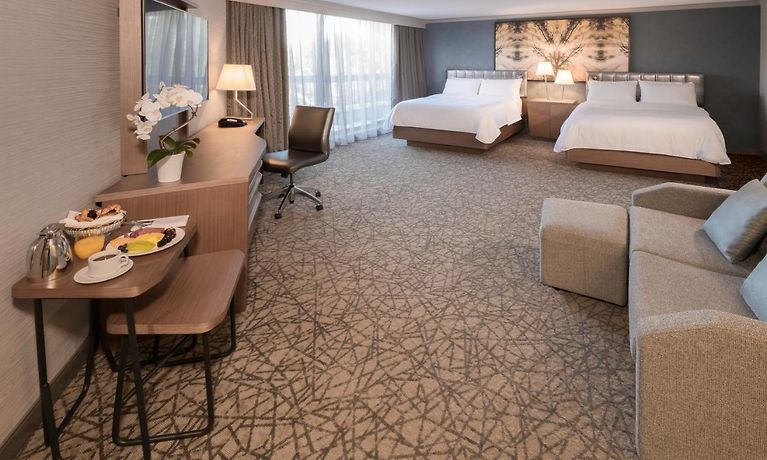 PAN PACIFIC TORONTO HOTEL