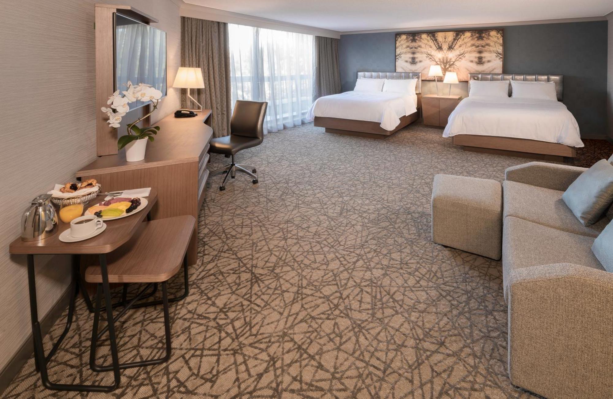 PAN PACIFIC TORONTO HOTEL